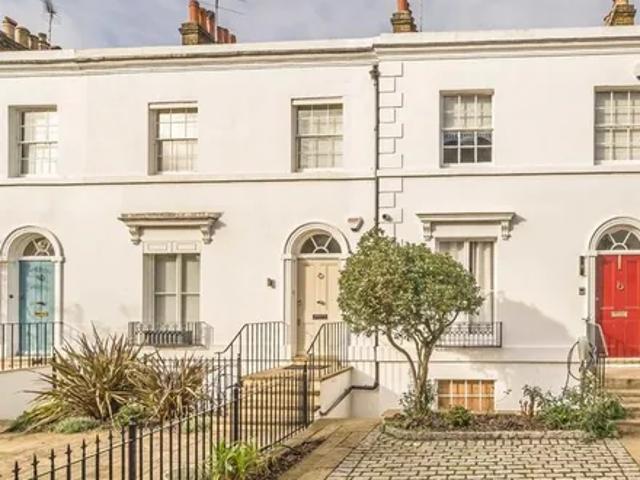 Asgill Lodge, Old Palace Lane, London, TW9 1PQ, United Kingdom | 3 bed house for rent #136168045 | Rentberry