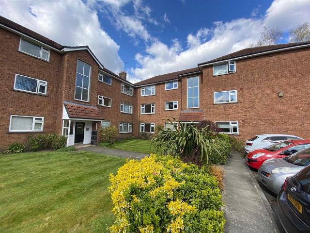 Ashton Court, Moss Lane, Sale M33, 2 bed flat to rent, £1,300 pcm | PrimeLocation