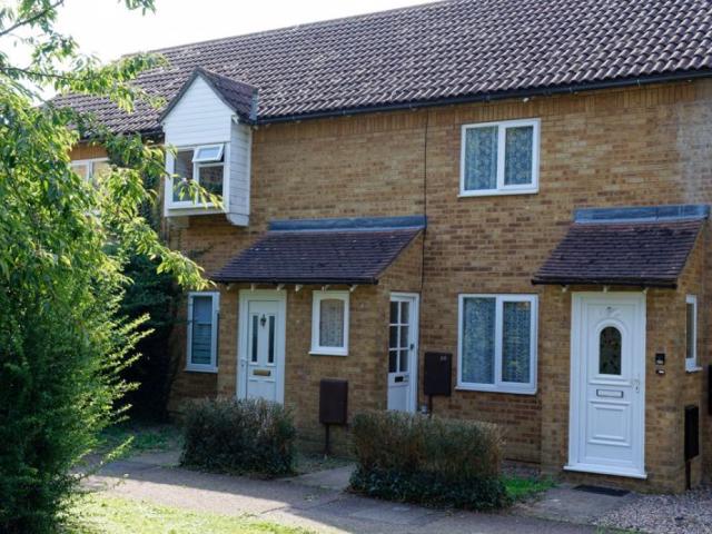 Ashton Gardens, Huntingdon, 2 bedroom, Terraced