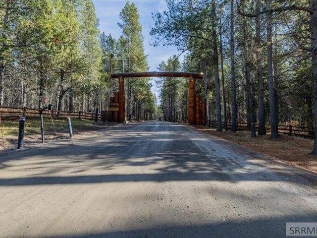 Ashton ID 83420 96550149