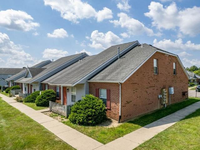 Ashton Meadows 2 Bedroom Apartment for Rent at 3950 Cabot Dr, Springfield, OH 45503