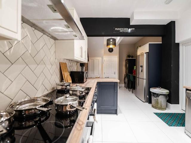 Ashton Road West, Failsworth, Manchester M35, Room to rent, £695 pcm | PrimeLocation
