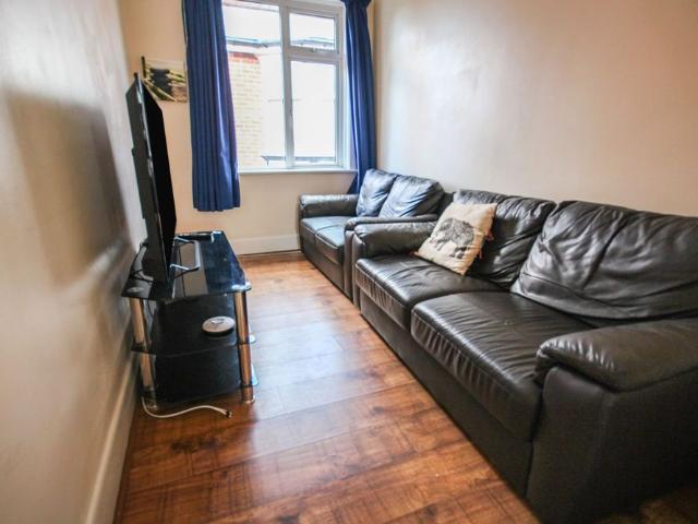 Ashton Road, Bournemouth, BH9