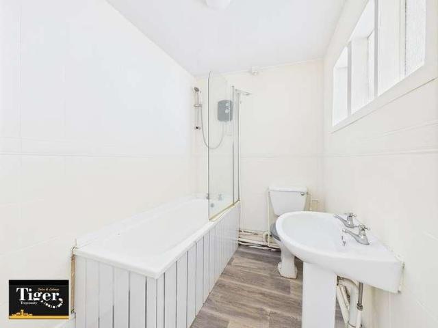 Ashton Road, Blackpool, FY1