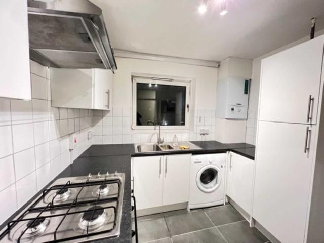 Ashton Road, Stratford E15, 3 bed flat to rent, £2,353 pcm | PrimeLocation