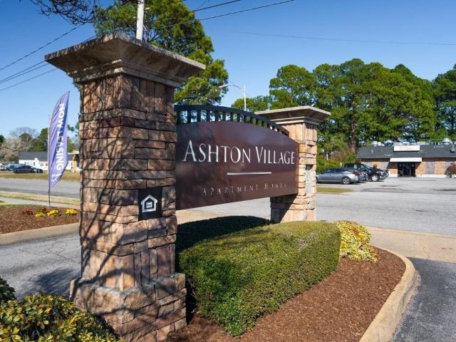 Ashton Village 2 Bedroom Apartment for Rent at 200 Chowan Dr, Portsmouth, VA 23701