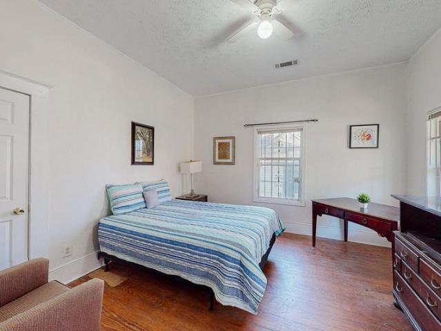 Ashview Heights close to HBU's and MARTA, designed