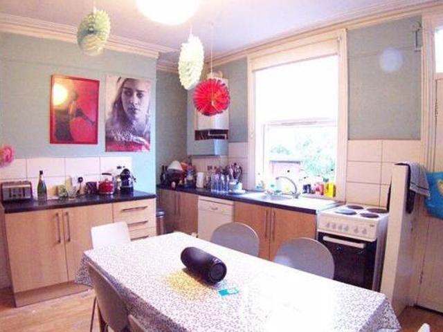 Ashville Terrace, Hyde Park, 4 Bedroom Terraced