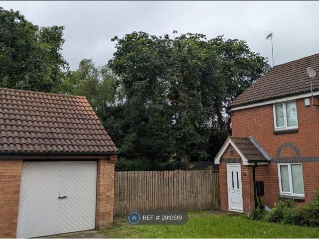 Ashwell Drive, Solihull B90, 2 bed semi detached house to rent, £1,300 pcm | PrimeLocation