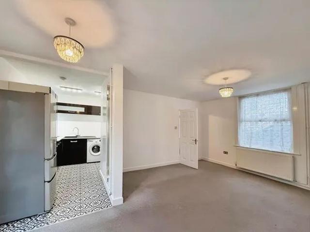 Ashwell Road, IP33 3LX