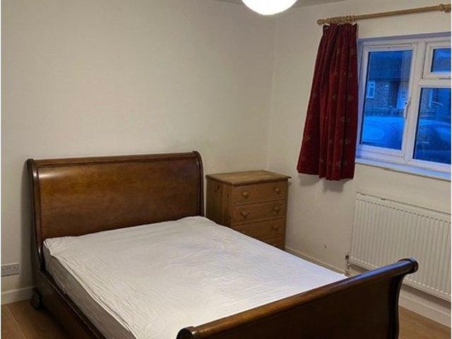 Ashwood Avenue, Uxbridge UB8, Room to rent, £875 pcm | PrimeLocation