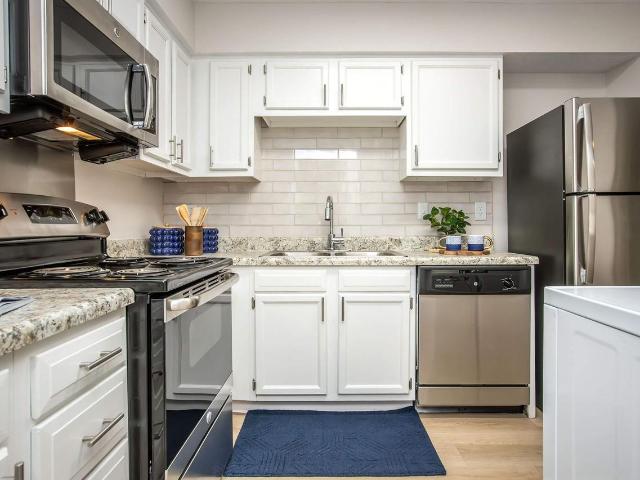 Ashwood Cove 2 Bedroom Apartment for Rent at 1211 Hazelwood St, Murfreesboro, TN 37130