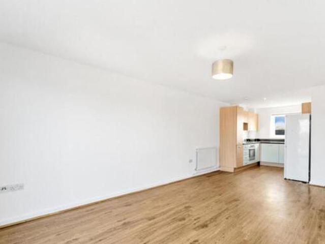 Ashwood Place, Tamar Way, 2 Bedroom Flat