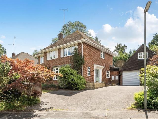 Ash Combe, Chiddingfold GU8, 4 bed detached house to rent, £4,250 pcm | PrimeLocation