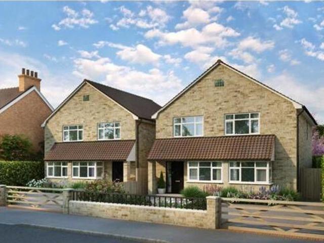 Ash Church Road, 4 Bedroom Detached