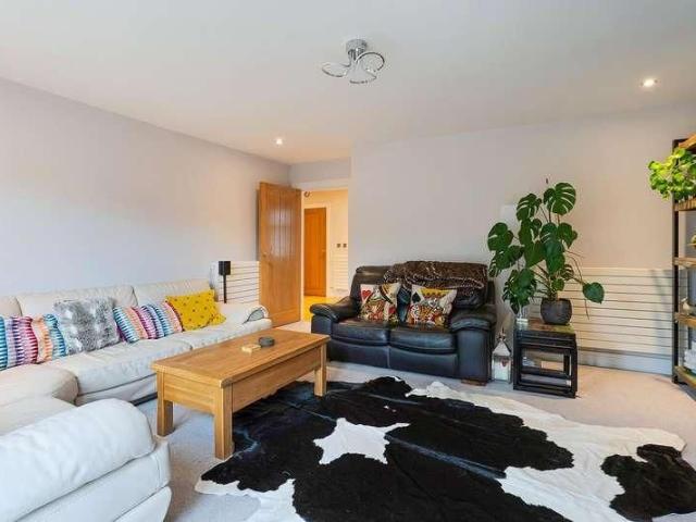 Ash Close Gaydon, CV35
