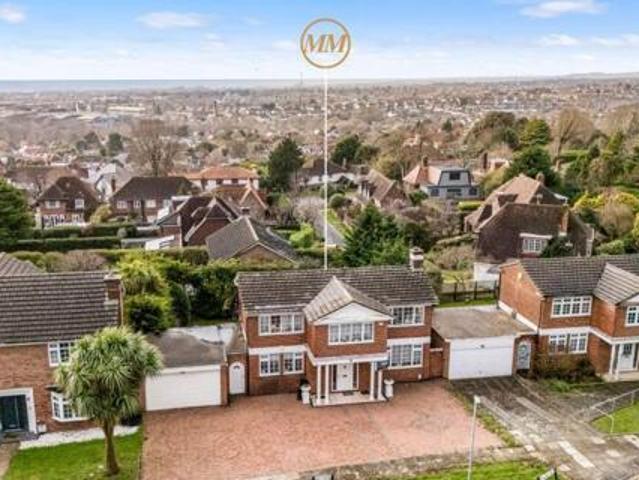 Ash Close, Hove, 4 Bedroom Detached