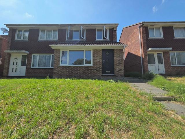 Ash Close, Little Stoke, Bristol BS34, 3 bed property to rent, £1,600 pcm | PrimeLocation