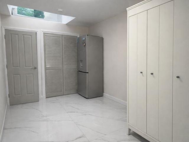 Ash Close, Stanmore, Greater London HA7, 1 bed flat to rent, £1,275 pcm | PrimeLocation