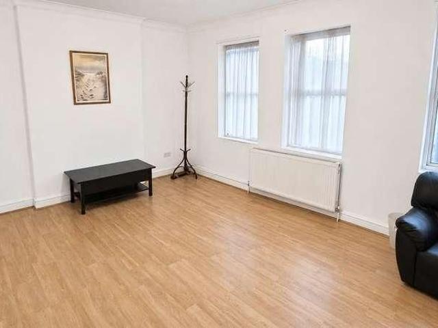Ash Grove, Cricklewood, NW2