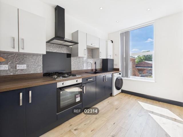 Ash Grove, Beverley Road HU5, 1 bed flat to rent, £650 pcm | PrimeLocation