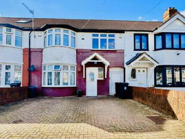 Ash Grove, Hounslow, 3 Bedroom Terraced