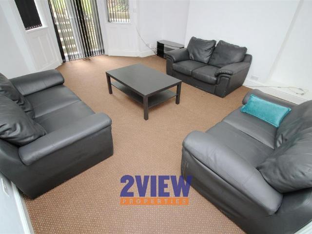 Ash Grove, Hyde Park, Leeds 7 bed house to rent £4,931 pcm £1,138 pw