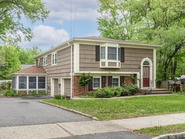 Ash Ln, Parsippany Troy Hills Township, Home For Sale
