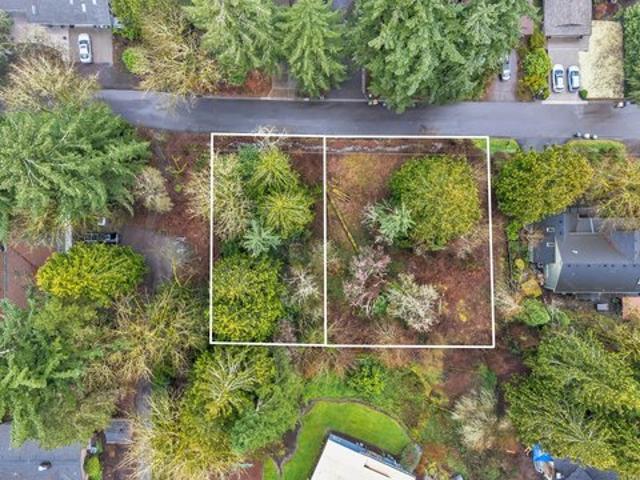 Ash St, Lake Oswego, OR 97034