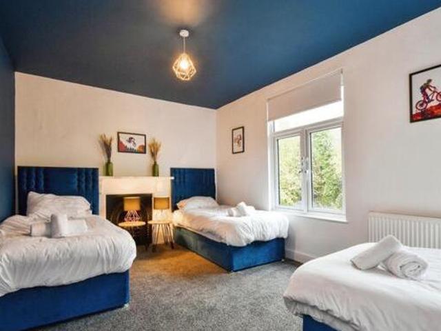 Ash Road, Troedyrhiw, 3 Bedroom Semi detached