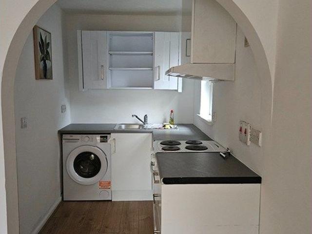 Ash Walk, Wembley HA0, 1 bed maisonette to rent, £1,300 pcm | PrimeLocation