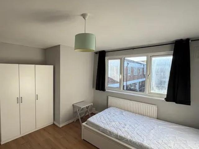 Ashbourne Court, Mandeville Street, Clapton Park, London, E5 0DH, United Kingdom | Room for rent #119867423 | Rentberry