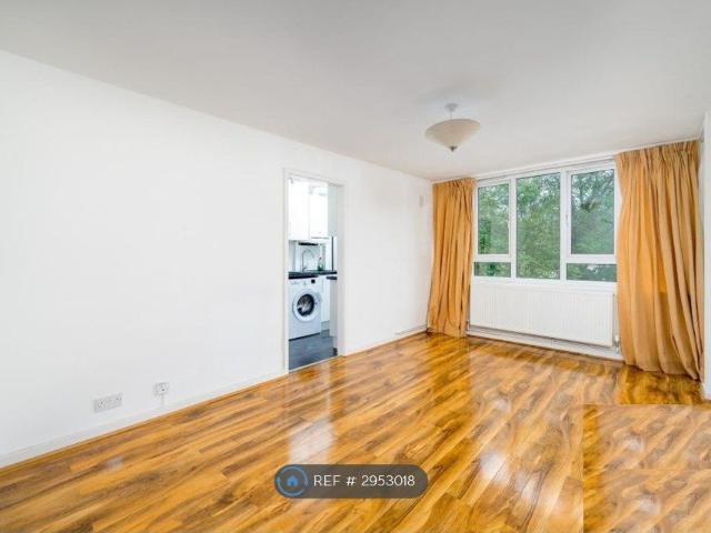 Ashbourne Close, London N12, 1 bed flat to rent, £1,650 pcm | PrimeLocation
