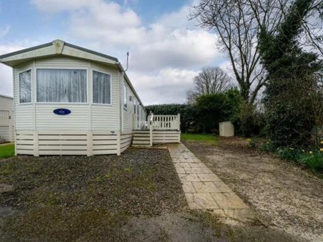 Ashbourne Heights Park, Highfields Farm, 2 Bedroom Park