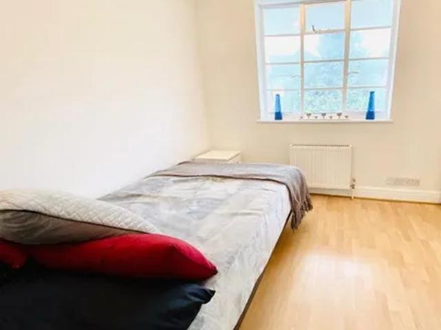 Ashbourne Road, London, W5 3BY, United Kingdom | Room for rent #138931951 | Rentberry
