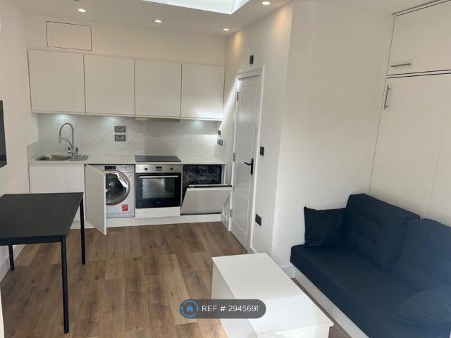Ashbourne Road, London W5, Studio to rent, £1,350 pcm | PrimeLocation