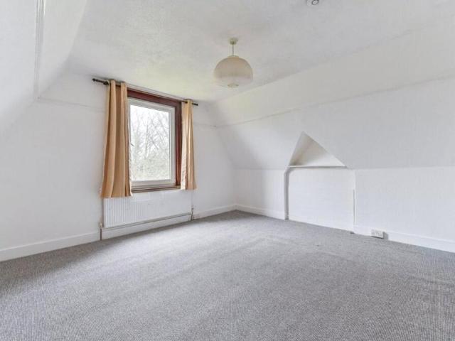 Ashburton Road, Croydon, CR0 Studio to rent £1,050 pcm £242 pw