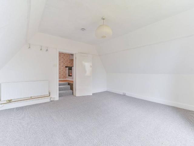 Ashburton Road, East Croydon, Croydon CR0, Maisonette to rent, £1,100 pcm | PrimeLocation