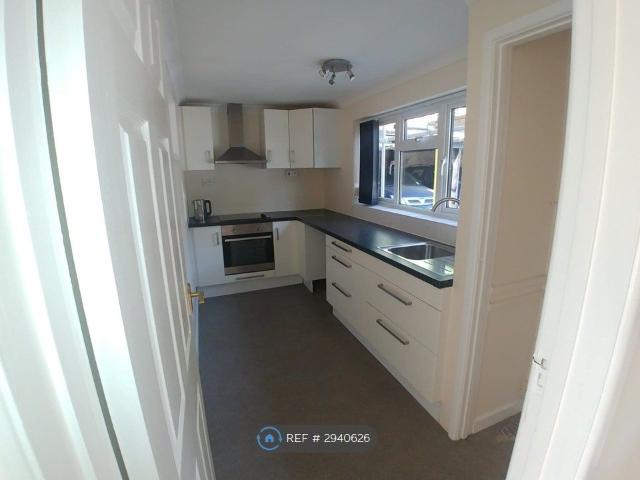 Ashburn Court, Fordingbridge SP6, 2 bed flat to rent, £1,100 pcm | PrimeLocation