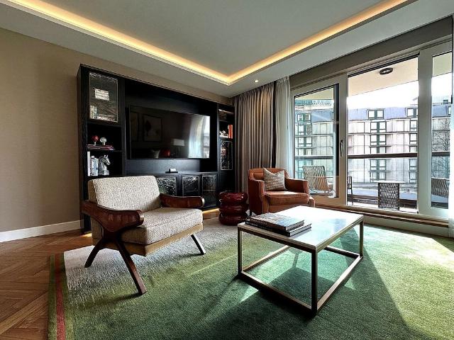 Ashburn Place, London SW7 2 bed apartment to rent £13,000 pcm £3,000 pw