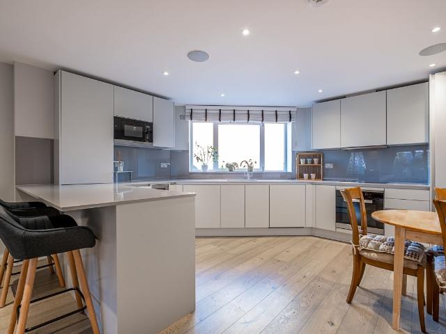 Ashburnham Mews, London SW1P, 3 bed flat to rent, £6,250 pcm | PrimeLocation