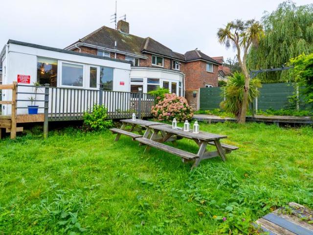 Ashburnham Drive, Brighton 6 bed end of terrace house to rent £3,600 pcm £831 pw