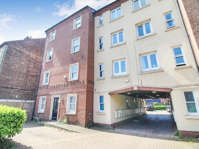 Ashburnham Road, Bedford MK40, 2 bed flat to rent, £1,250 pcm | PrimeLocation