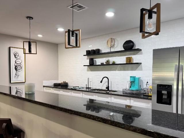 Ashby Woods 1 Bedroom Apartment for Rent at 6110 Forest Glen Road, Charlotte, NC 28212 Farm Pond