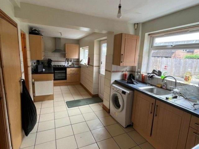 Ashby Road 6 bed house share to rent £2,856 pcm £659 pw