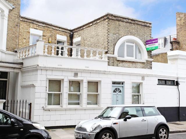 Ashchurch Grove, Shepherd's Bush, London W12, 3 bed property to rent, £3,150 pcm | PrimeLocation