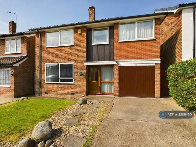 Ashchurch Drive, Wollaton, NG8 4 bed detached house to rent £1,695 pcm £391 pw