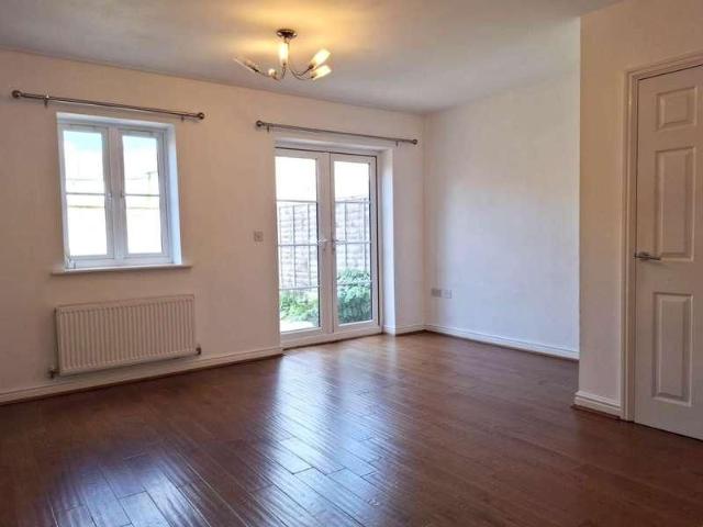 Ashcombe Crescent, Witney, Oxfordshire, OX28