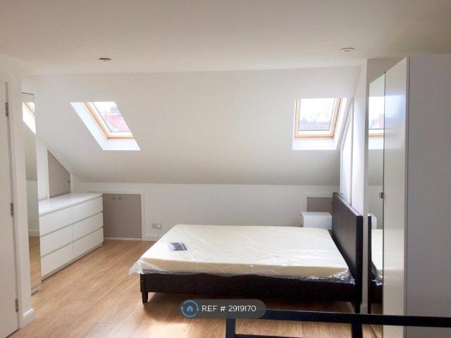 Ashcombe Park, London NW2, Studio to rent, £1,250 pcm | PrimeLocation