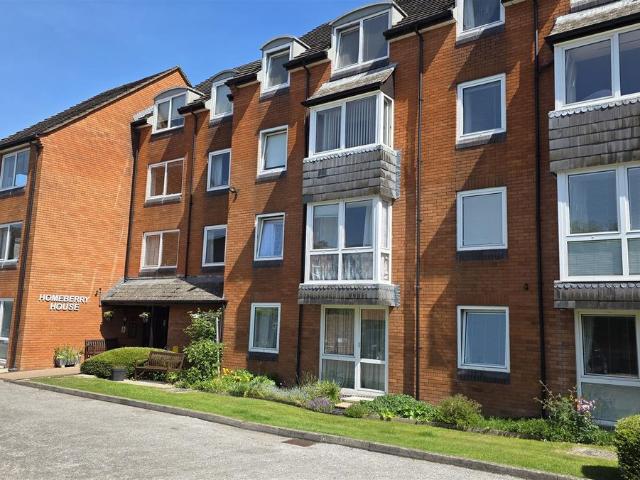 Ashcroft Gardens, Cirencester GL7, 1 bed flat to rent, £850 pcm | PrimeLocation